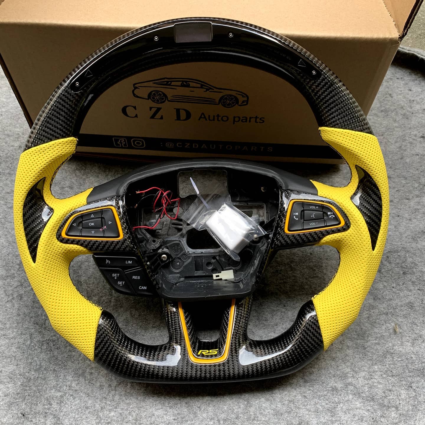 Ford Focus Carbon Steering Wheel