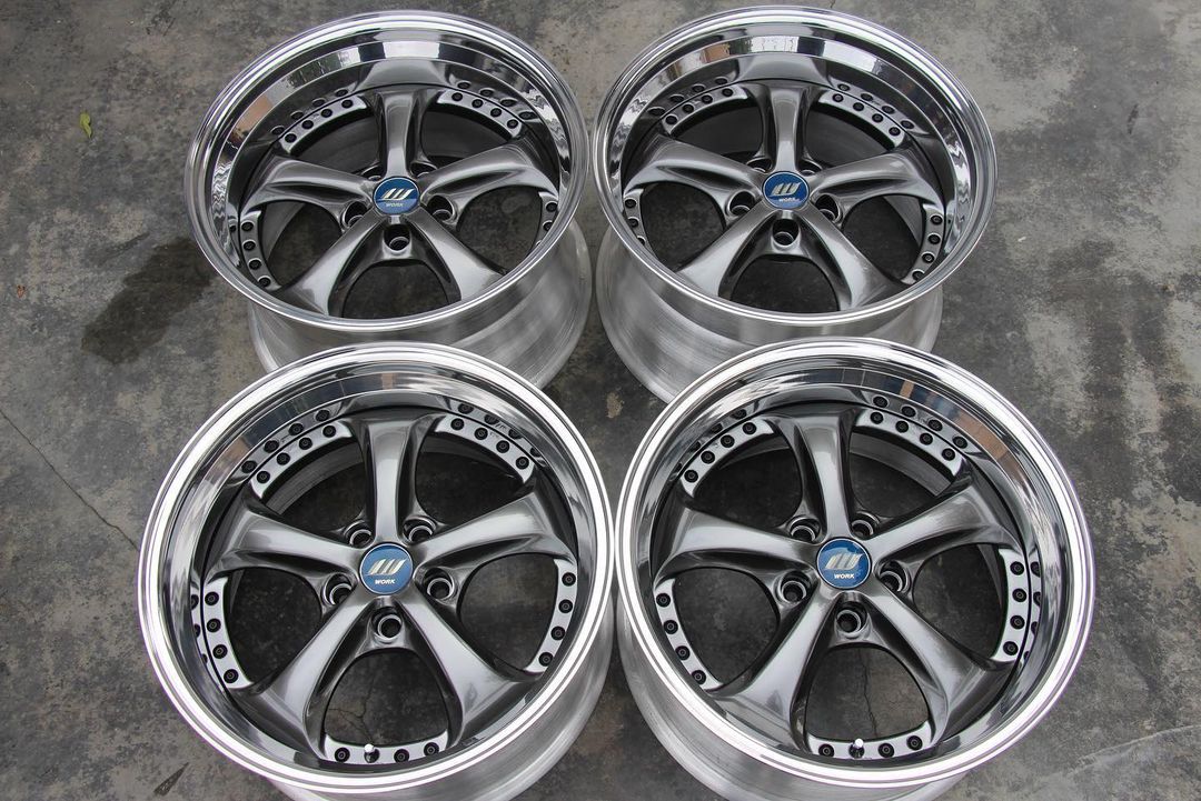 Work VSKF Wheels | “18x9.5 ET +24 - R Disk| Burning Black