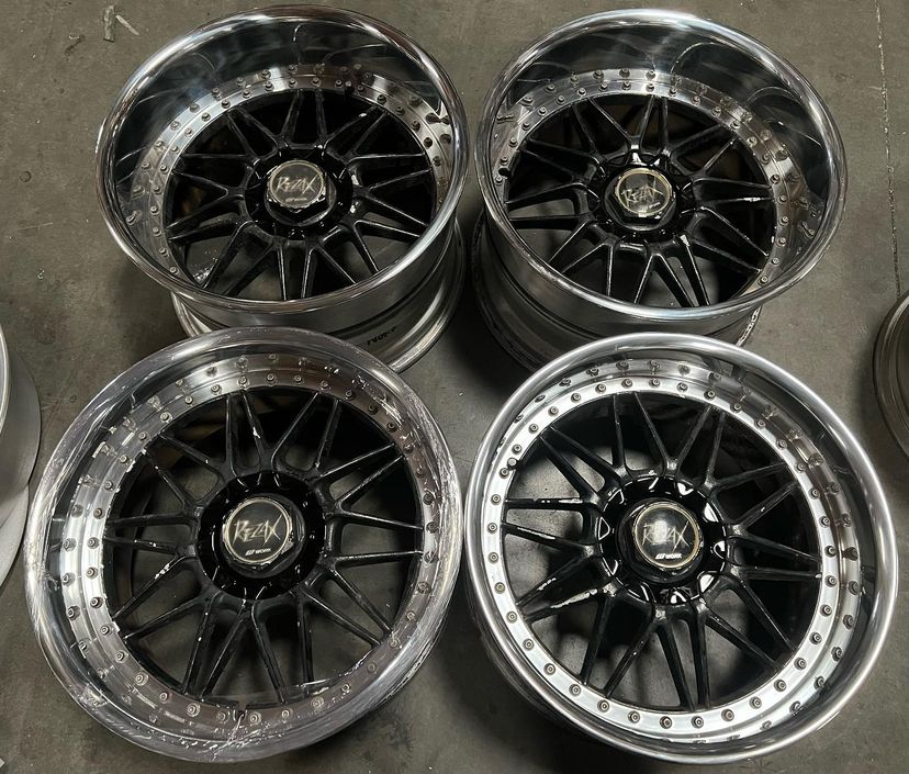Work Rezax 1 | “18x8.5 +18 & ”18x9.5 +22 | Raw Black Finished