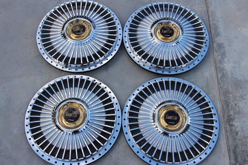 Work Emitz Faces | “18 inch - 24k Gold & Black Caps | Chrome