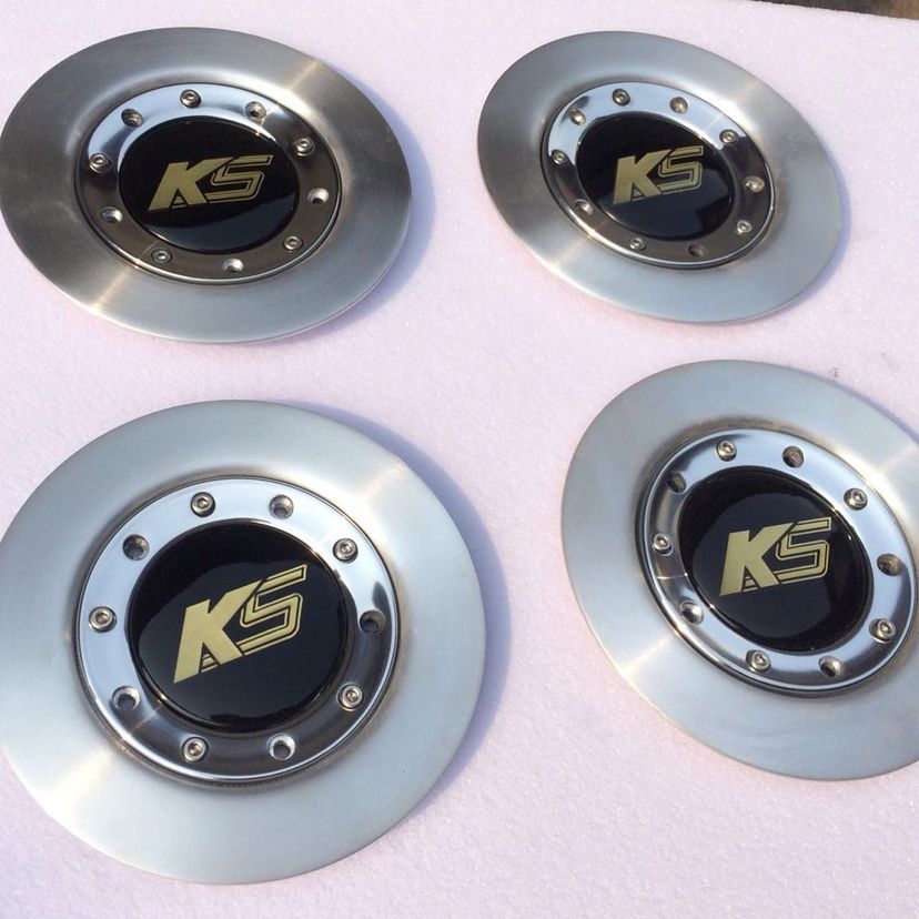 SSR Koenig Center Caps | Black and Gold Logo